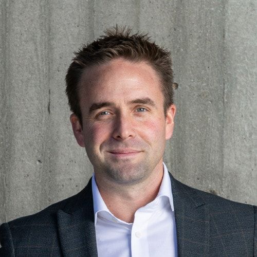 TOP 50 RE/MAX Real Estate Brokers in Canada in 2025 - Compare 3 Real ...